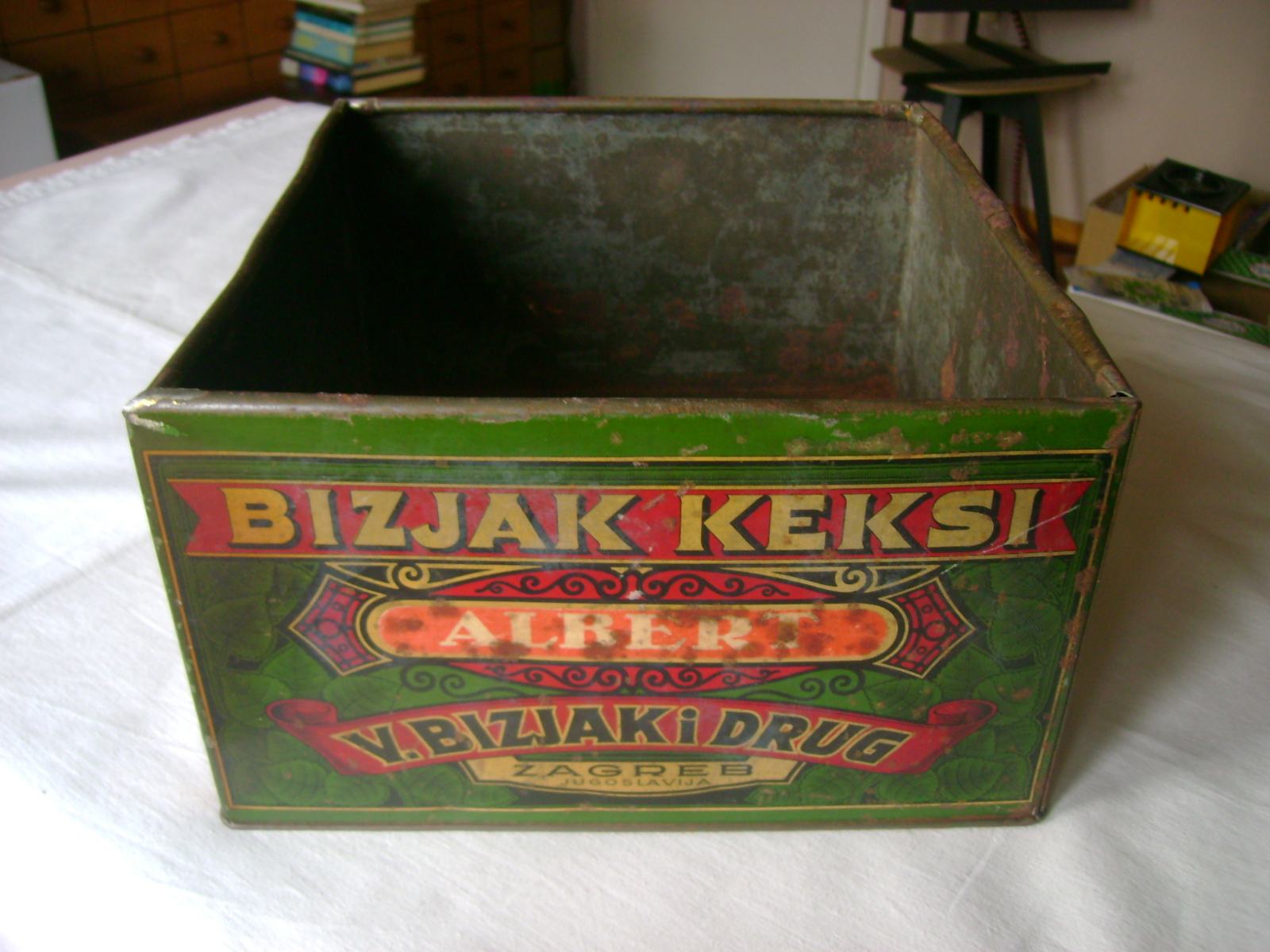 Bizjak - kutija bez poklopca - Bizjak keksi Albert