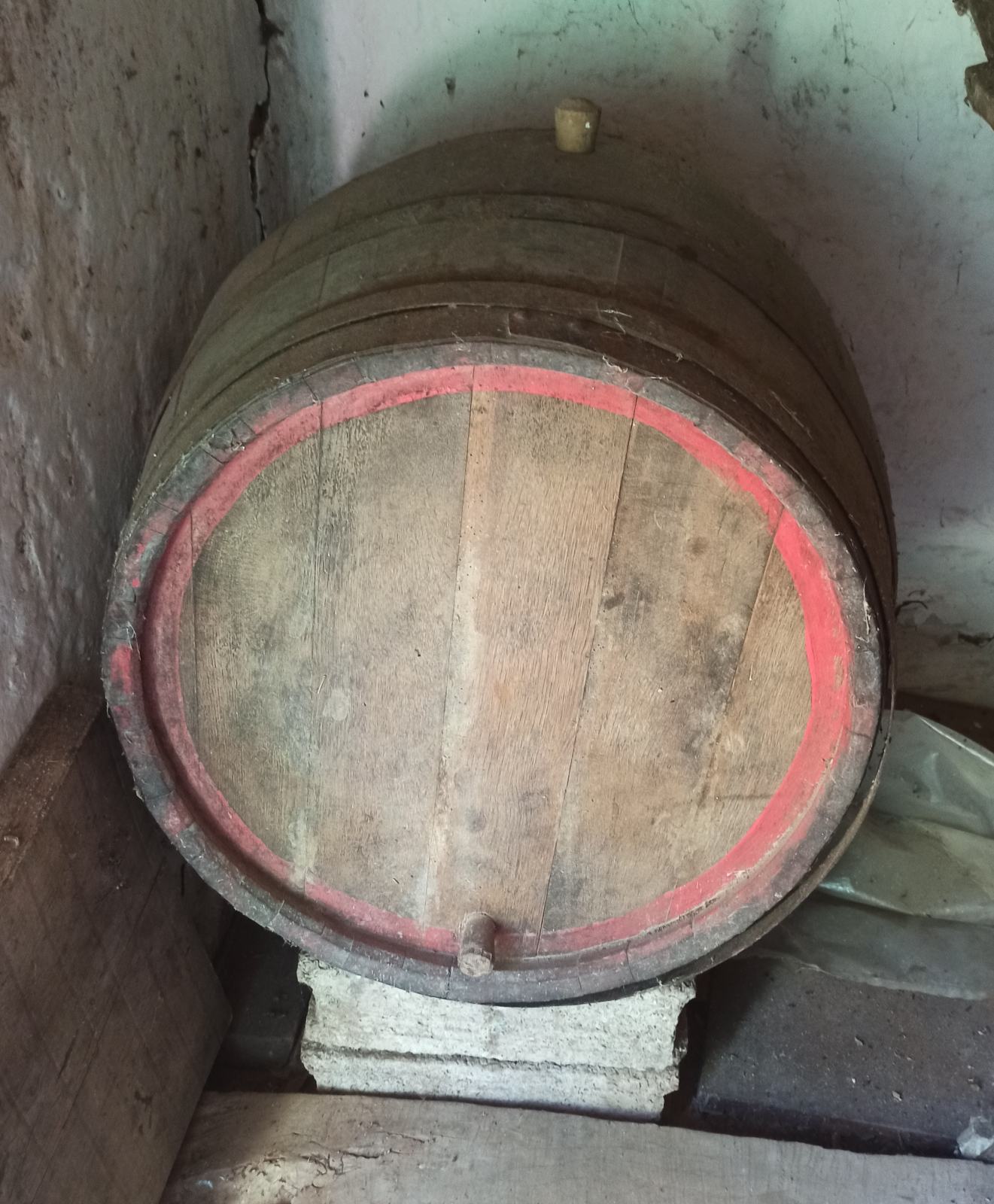 Bačve drvene, burad i kace raznih veličina