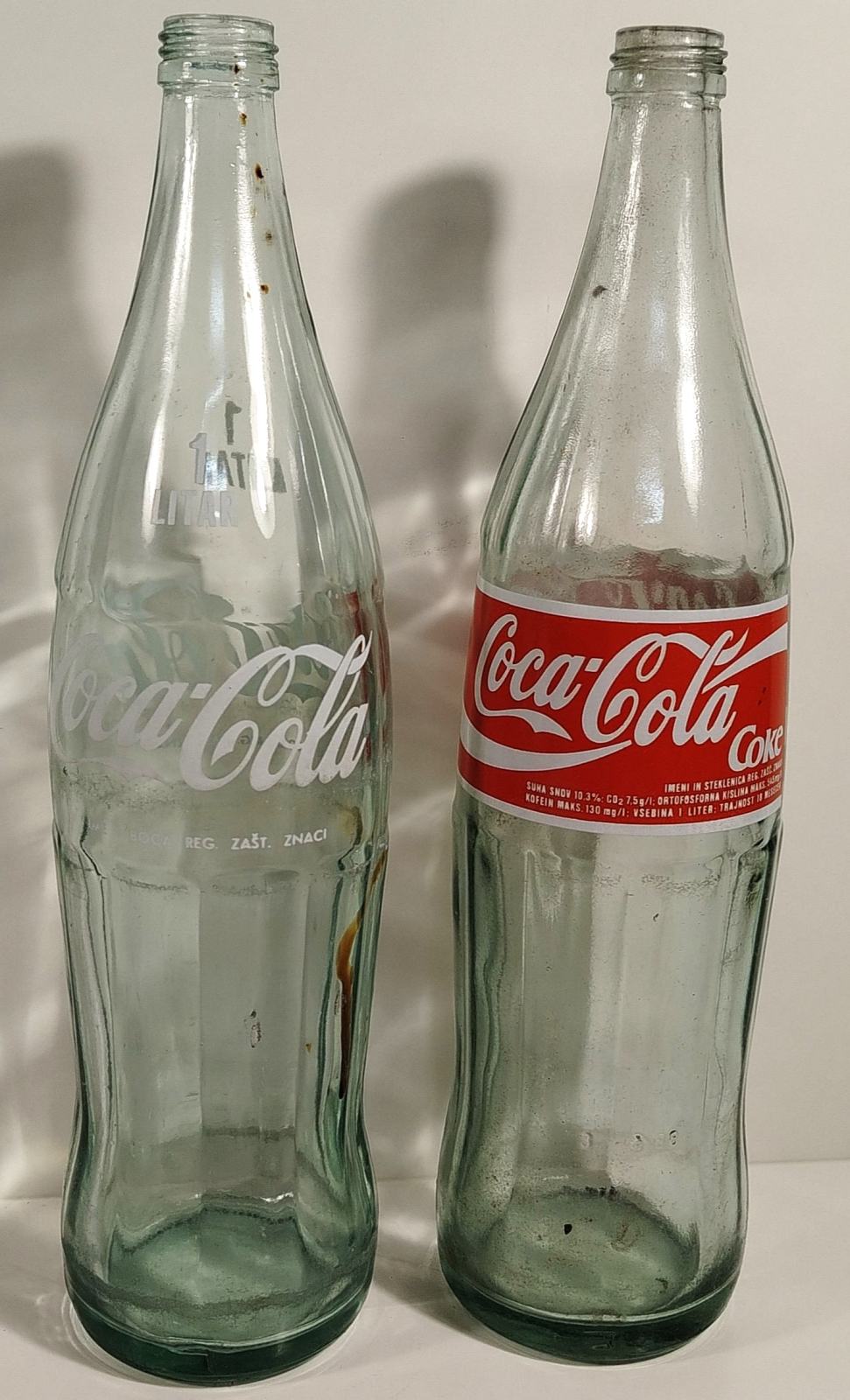 Coca Cola - par staklenih boca od 1 litre