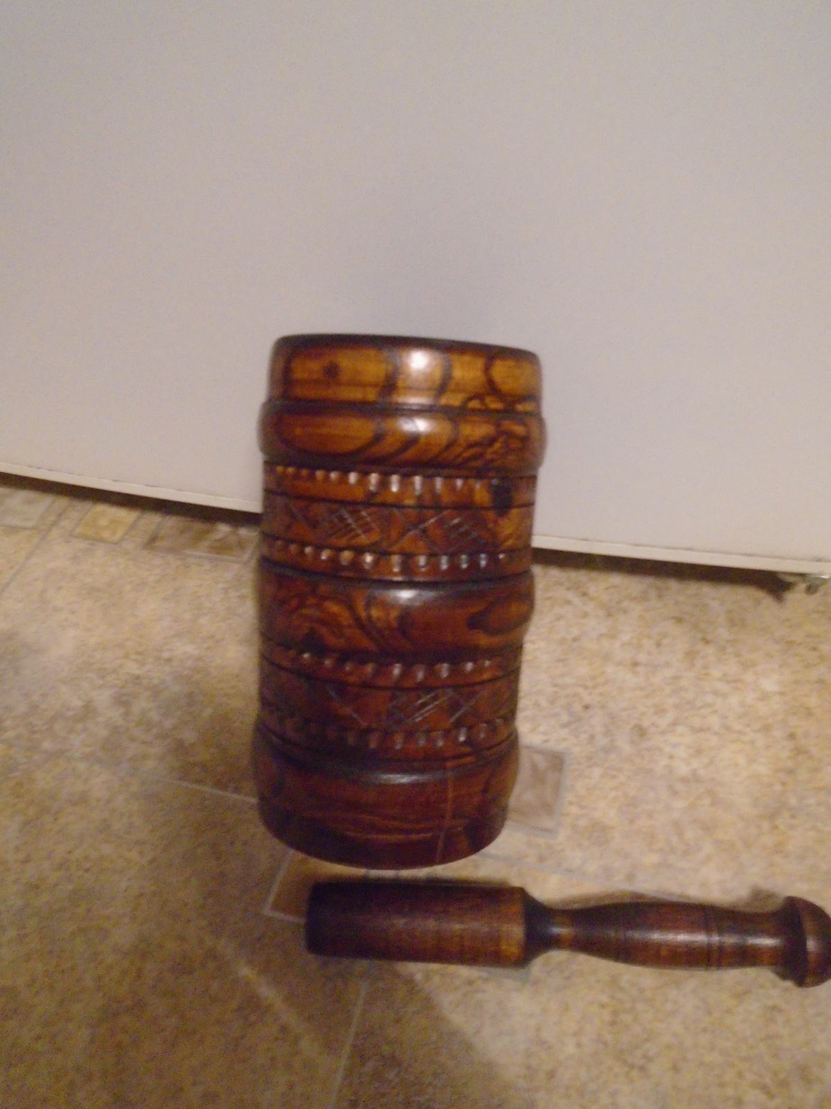 Drveni avan/mužar sa pistilom