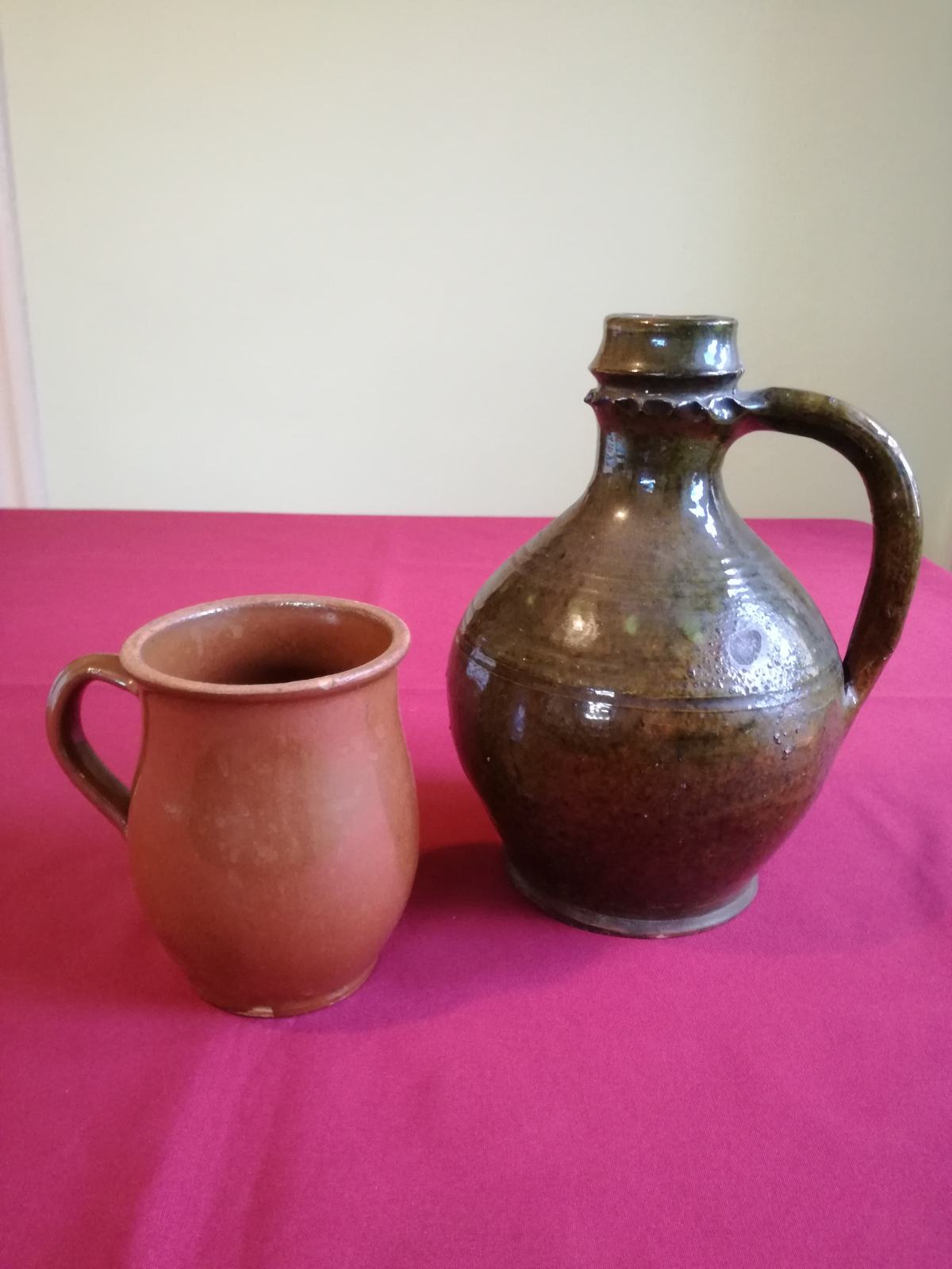 DVA PREDMETA ZA ETNO KUTAK