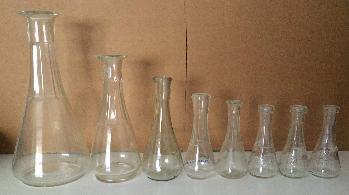 Flaša za vino + Flaša za rakiju i Čokanjčeki za rakiju