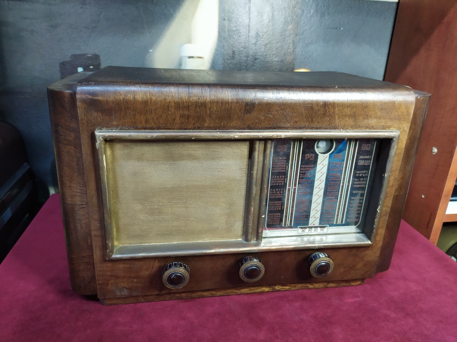 Francuski radio lampaš 1940/50g