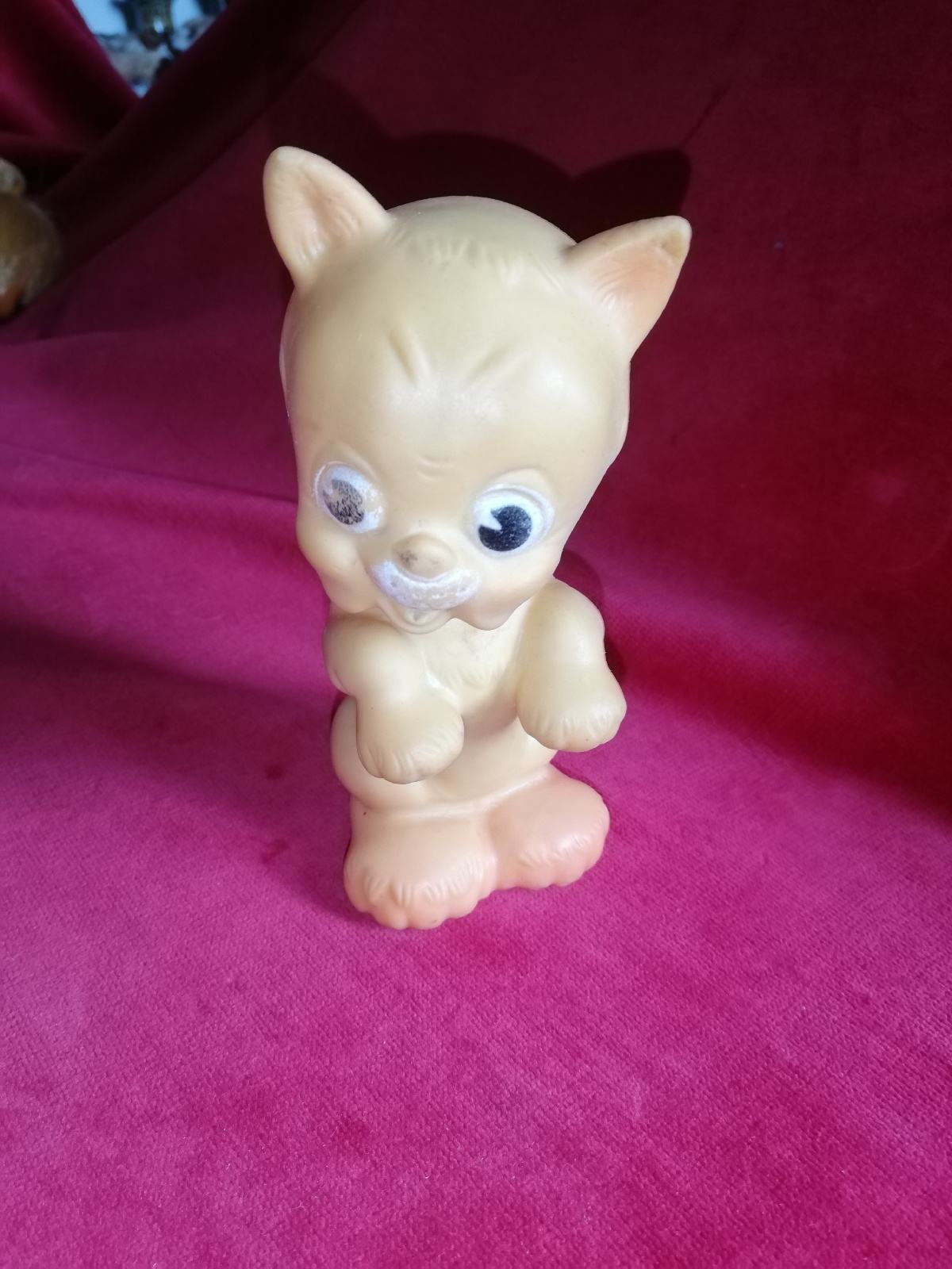 Gumena igračka Maca ART 192