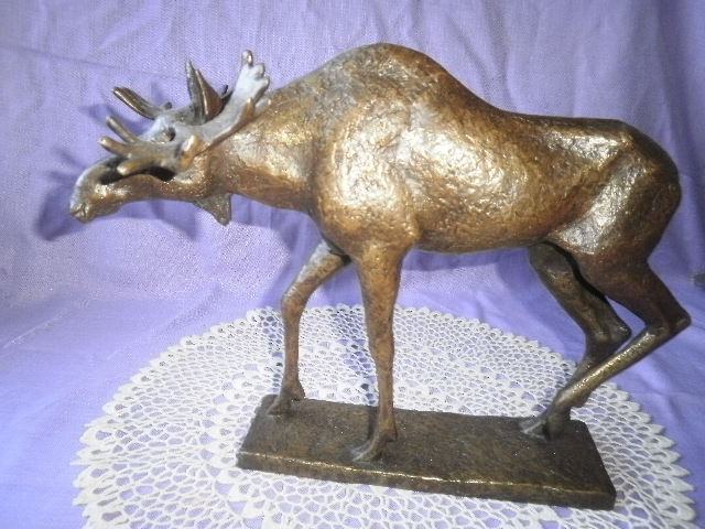 IRVAS BRONZA POSTOLJE PLOČA MRAMOR L. SANETEHHALISEN