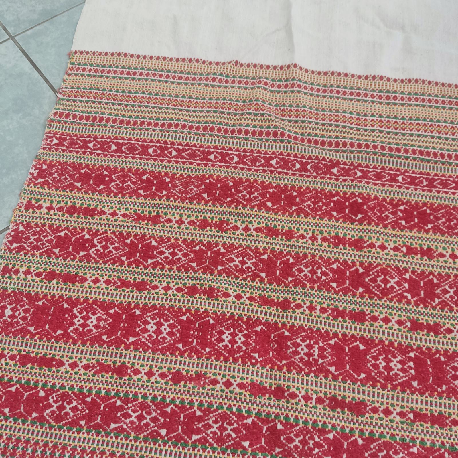 IZVEZENO DOMAĆE PLATNO