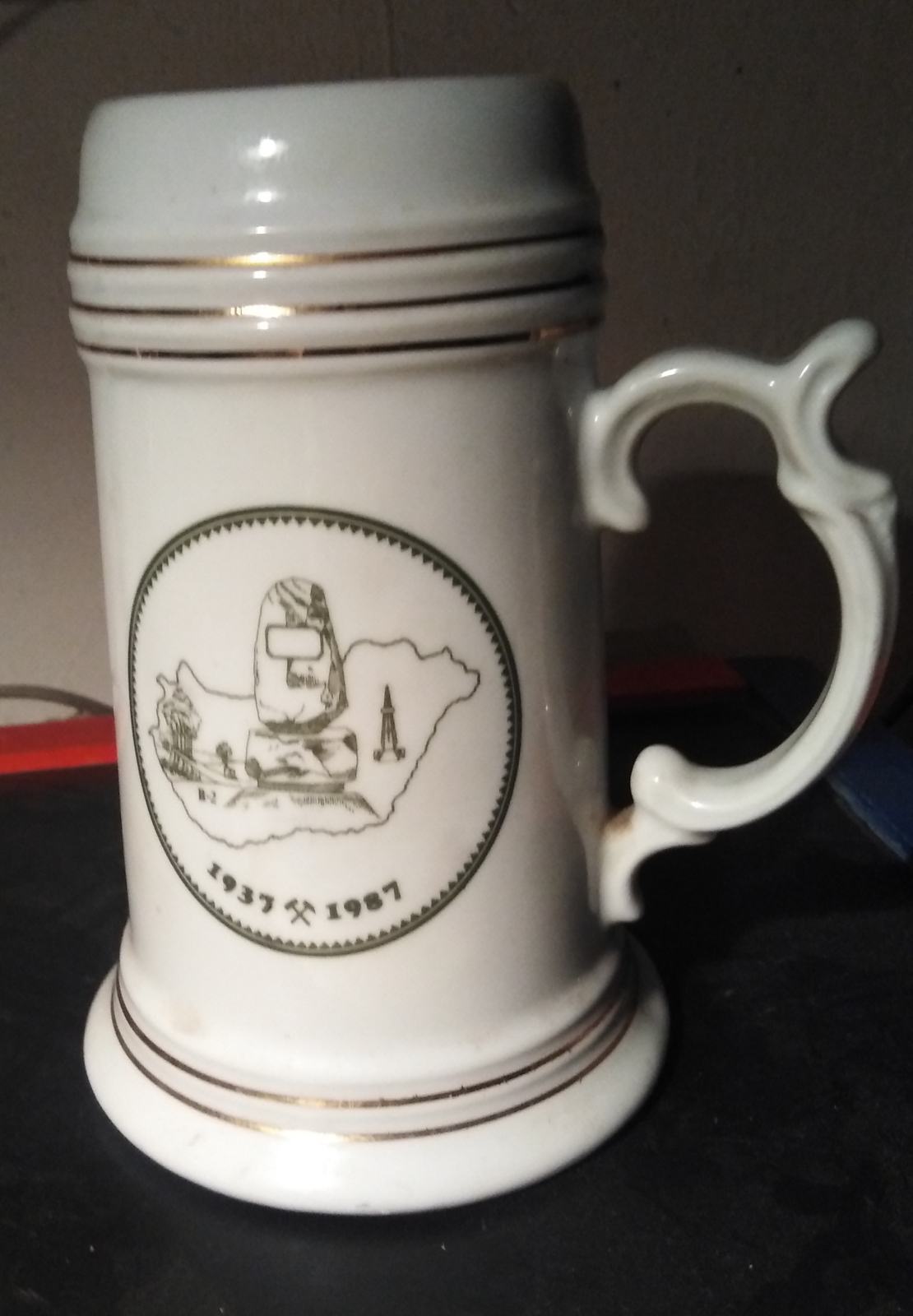 Krigla za pivo, Hollohaza