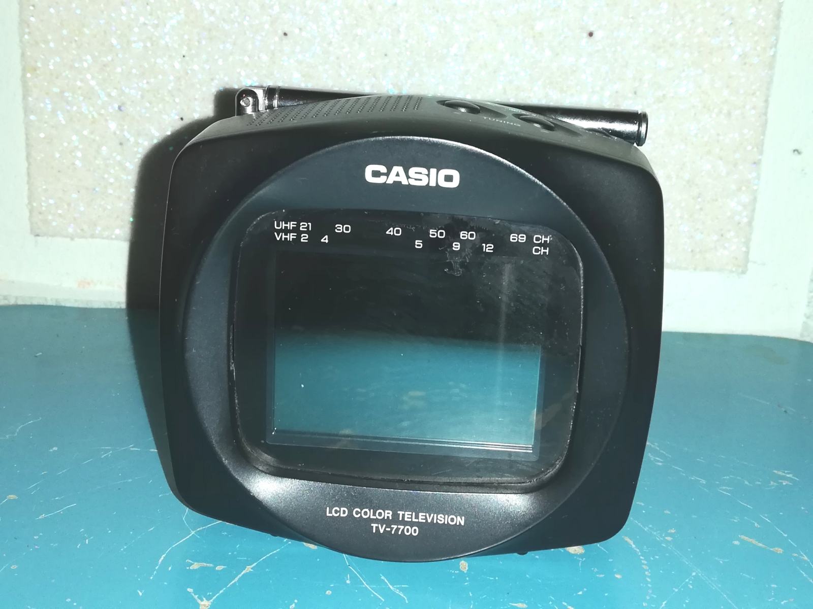 LCD portable televizor color TV-7700, CASIO, iz 1993.g.