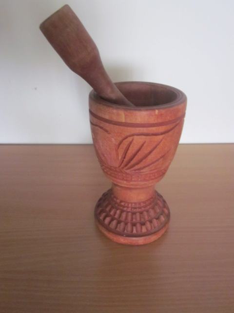 POVOLJNO iako rijetko;STARI VELIKI DRVENI AVAN-MUŽAR S TUČKOM