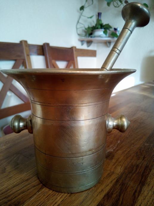 Prekrasan stari avan