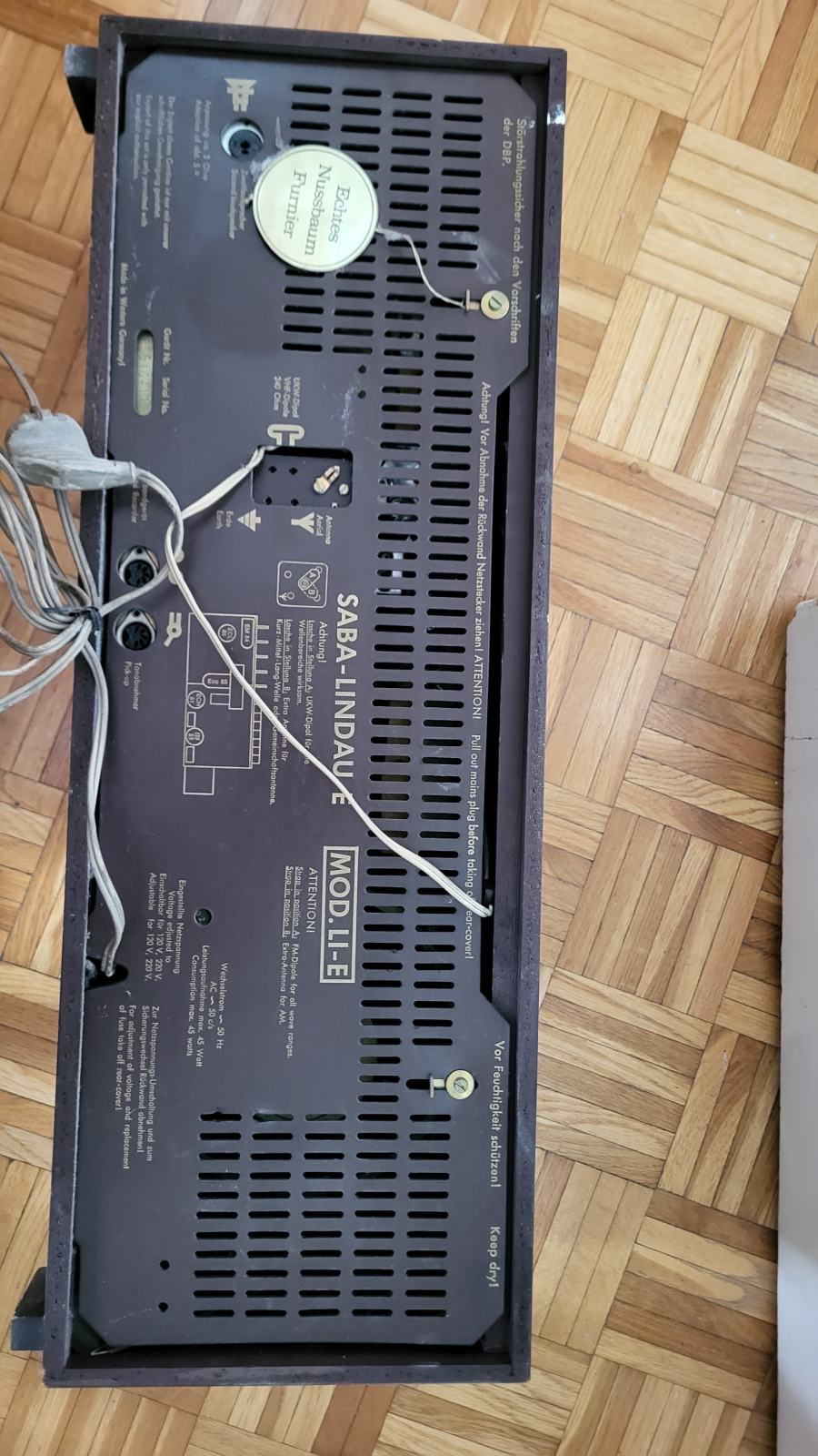 Radio Saba model:LT-E