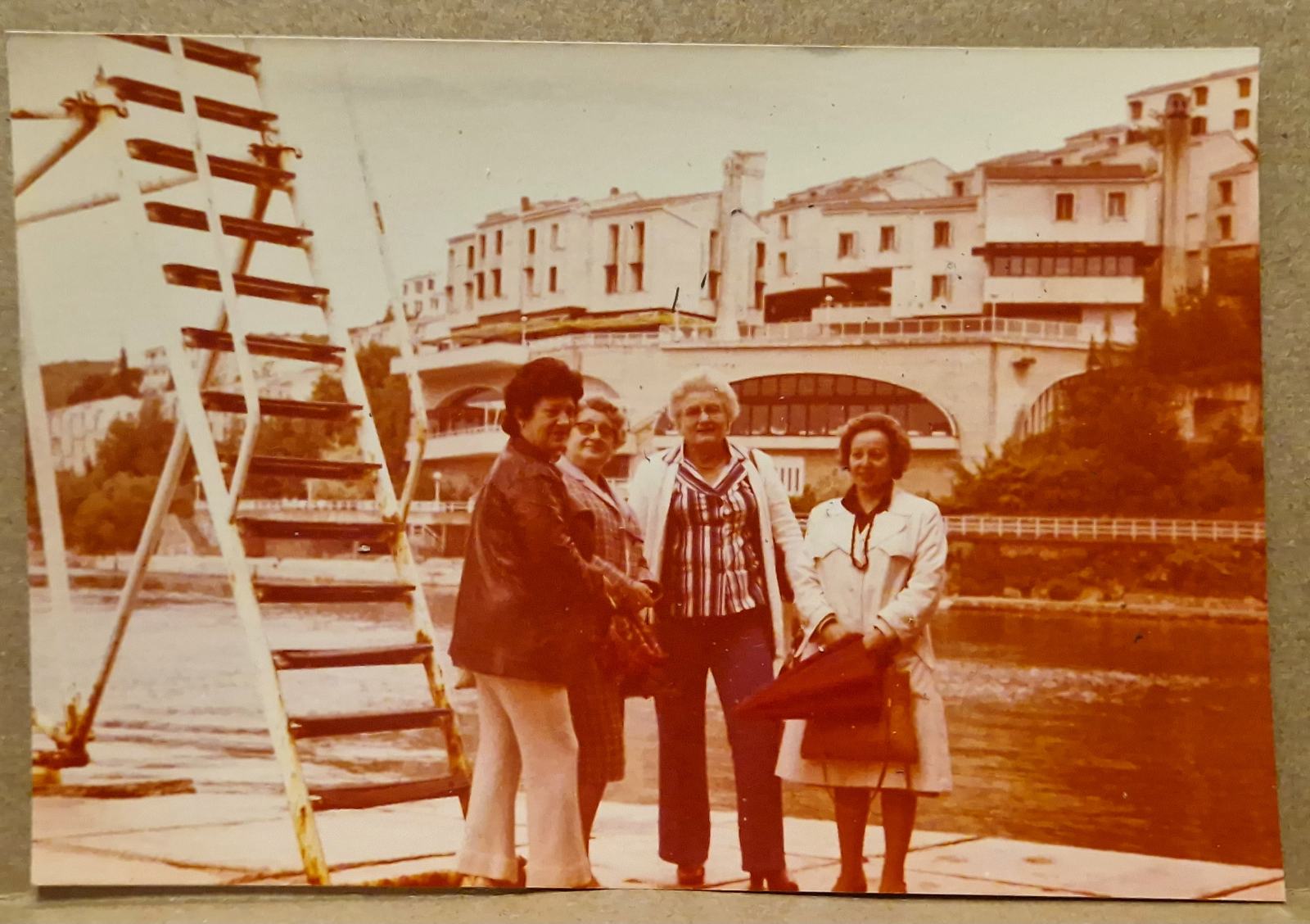 Sara fotografija Hotel Uvala Scott Arch. Igor Emili 1969.