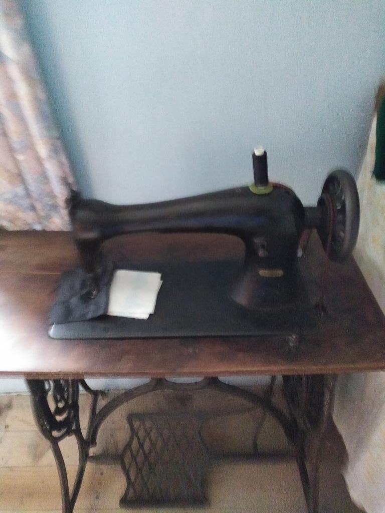 Singerica šivaća mašina