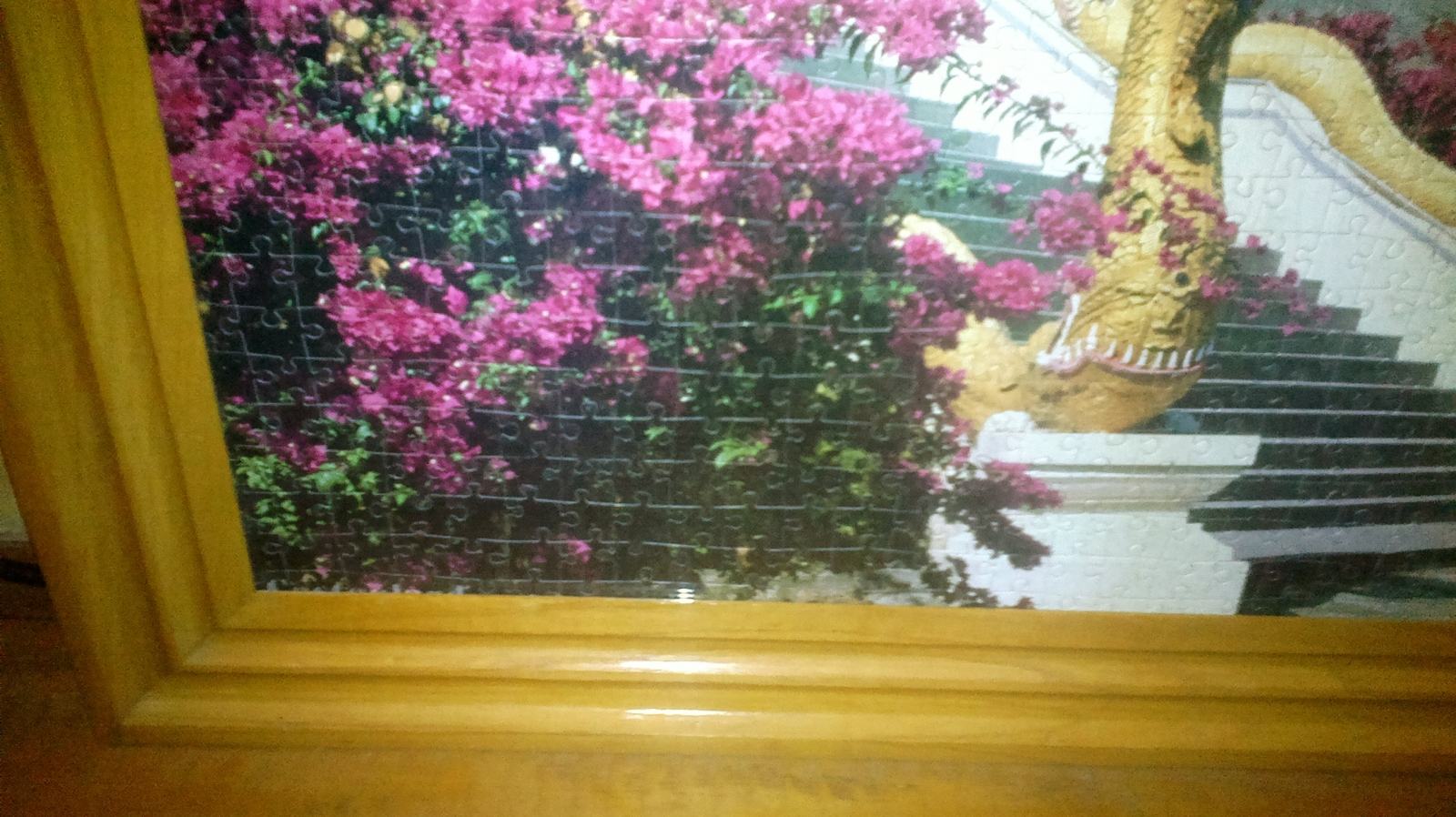 SLIKA (puzzle uramljene bukovinom)