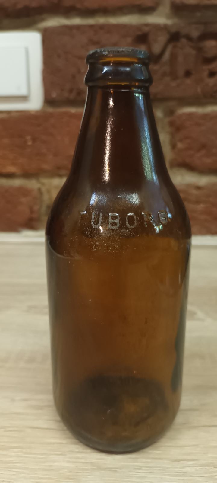 stara pivska boca tuborg