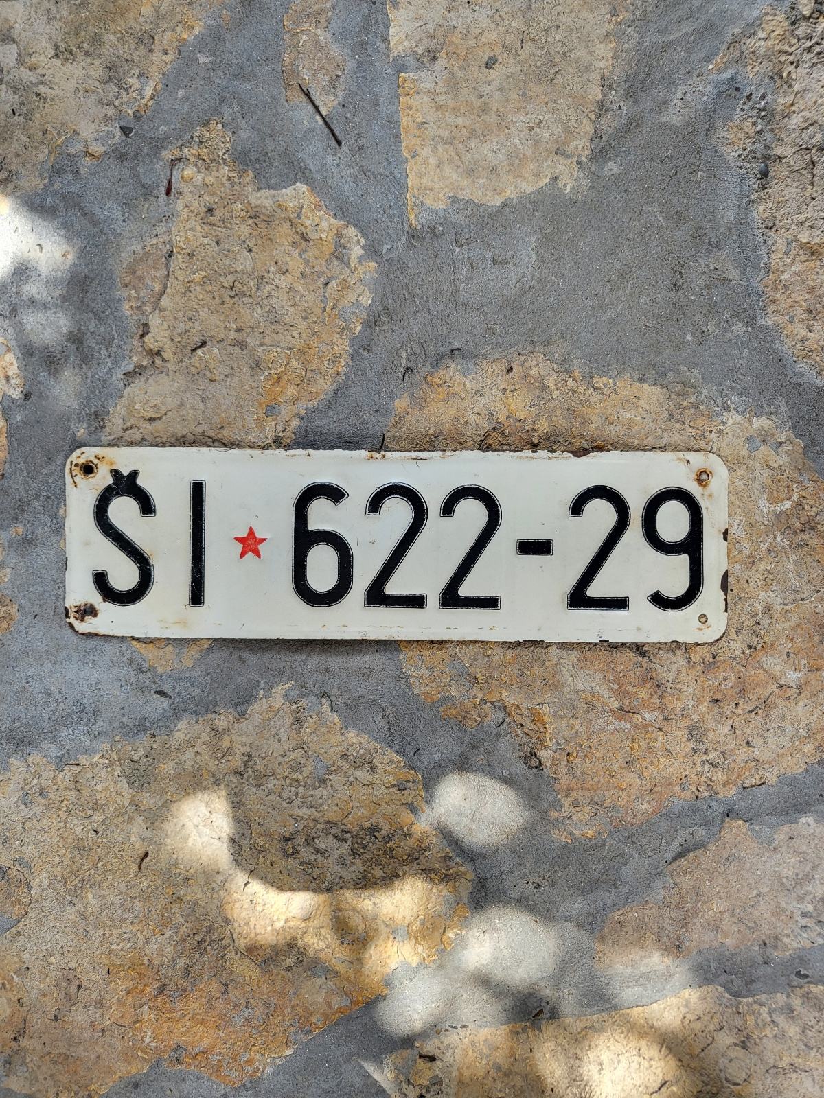 Stara tablica ex-YU ŠIBENIK SFRJ