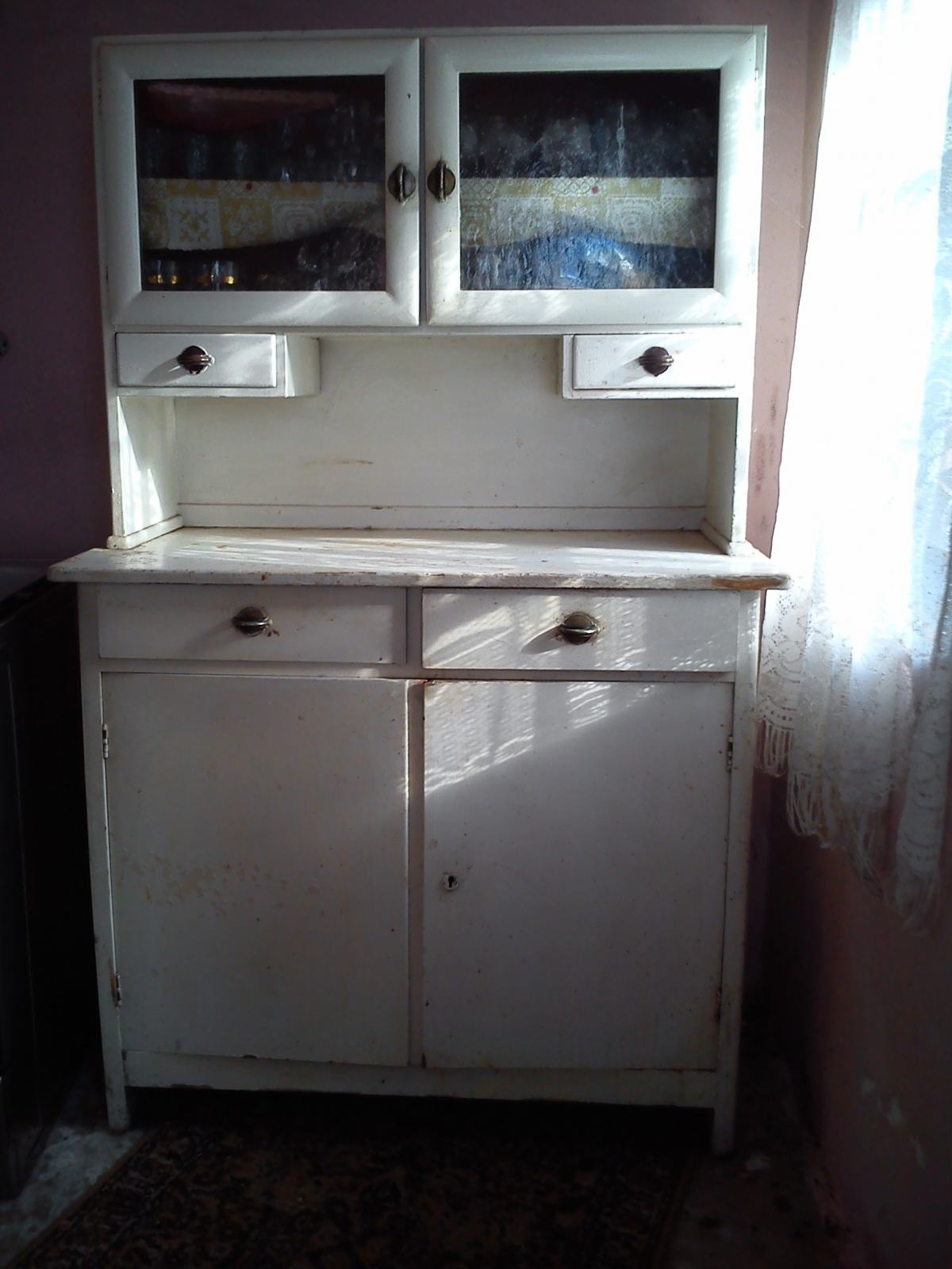 //*STARI KREDENAC*//ODLIČAN ZA RESTAURACIJU*//*2500KN*//