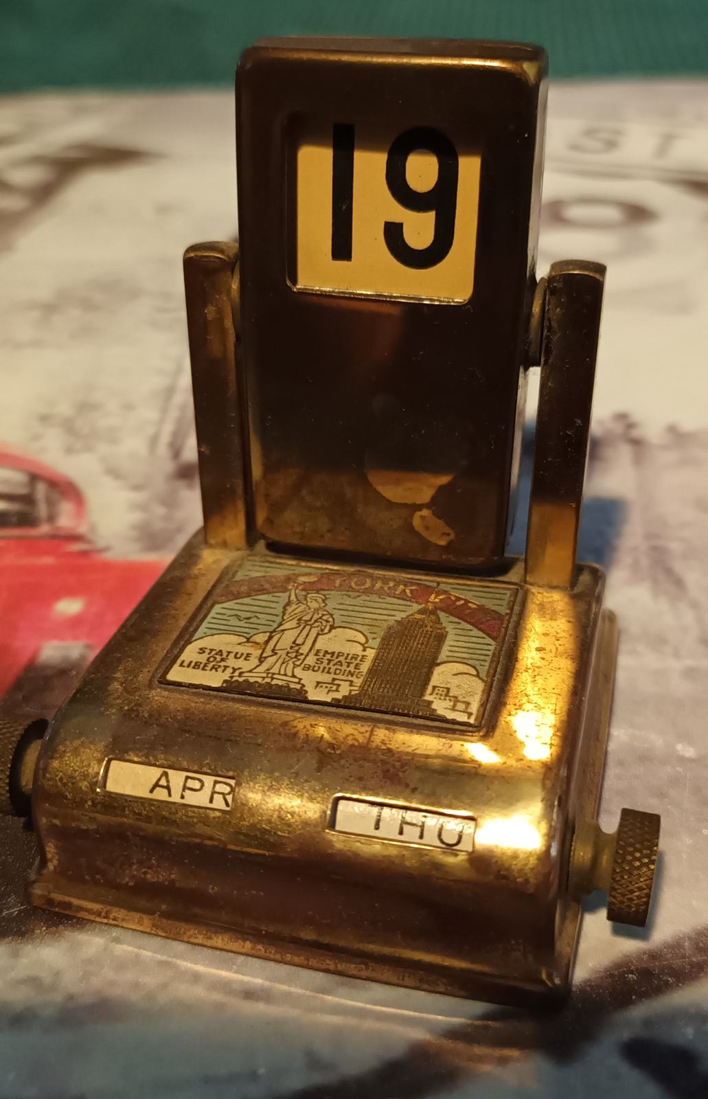 stari stolni kalendar flip