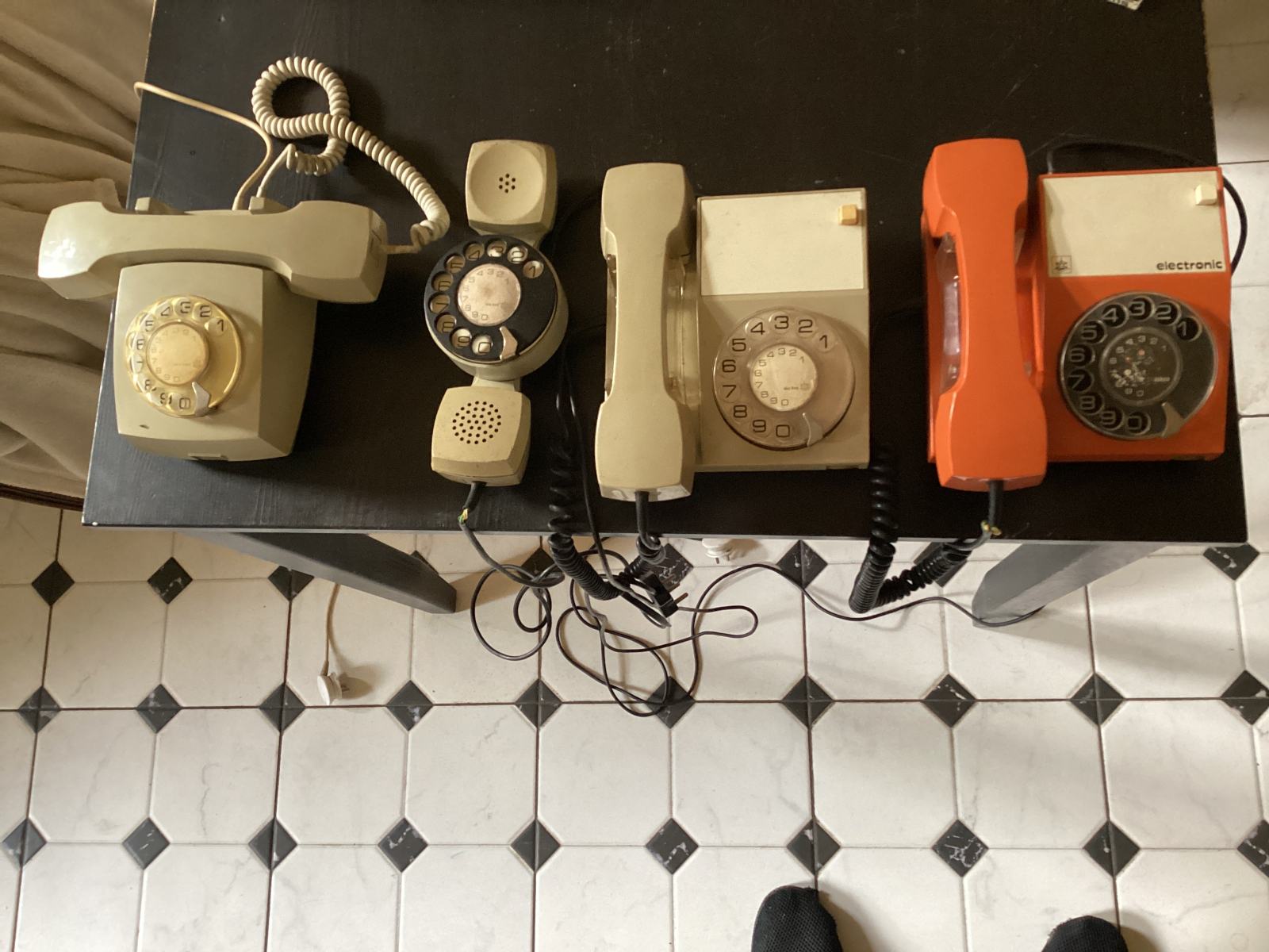 Stari telefoni Iskra