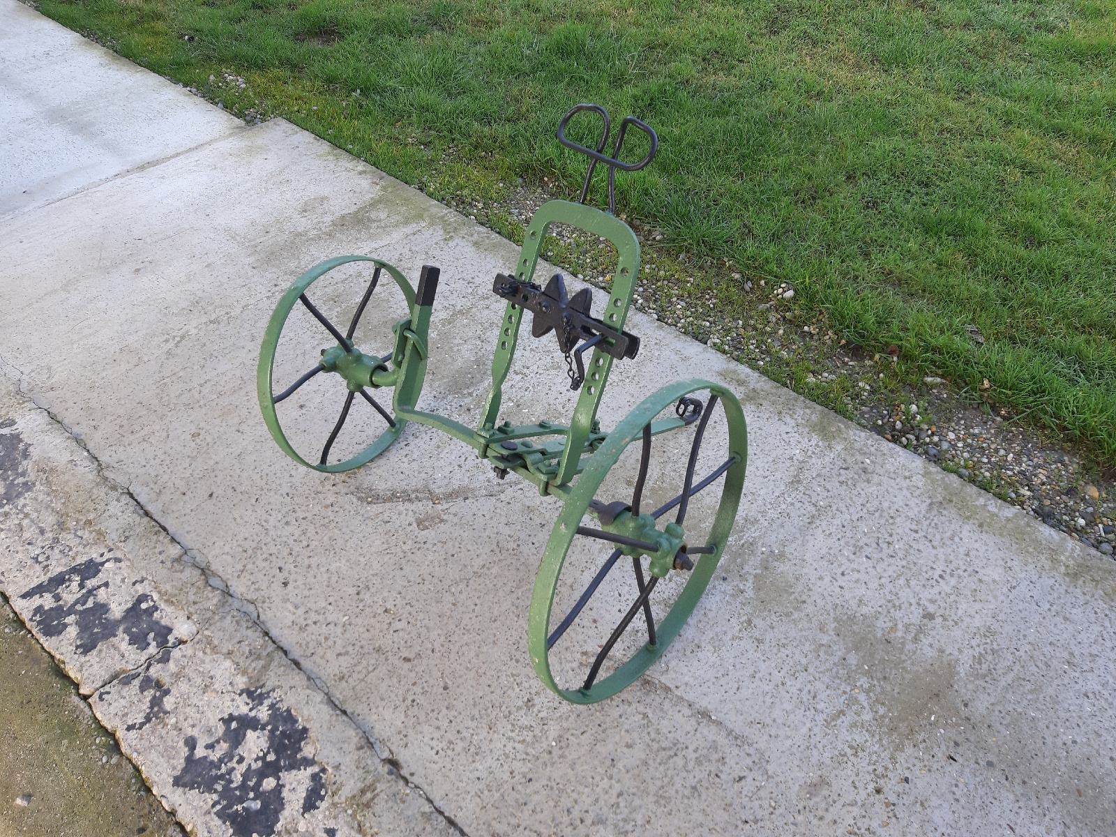 Starinska kolica (vornice) za konjski plug