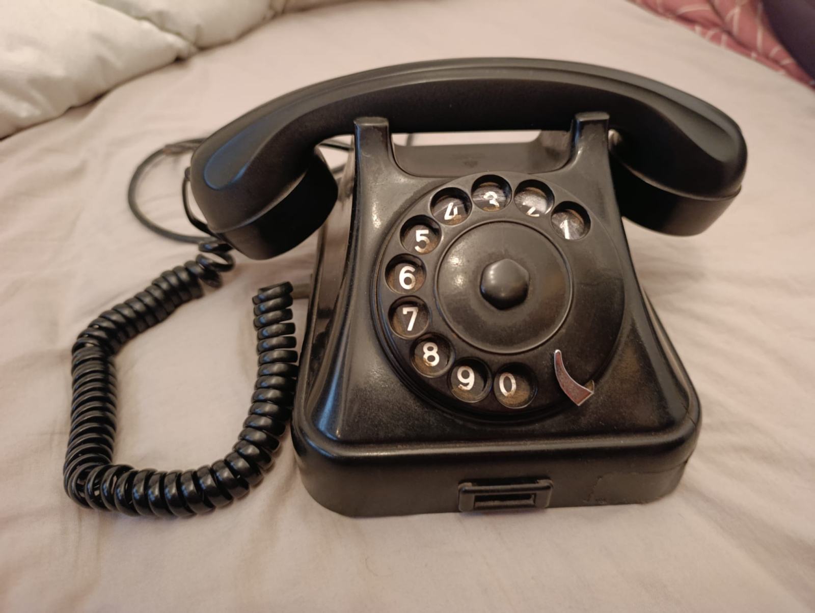 Telefon ispravan