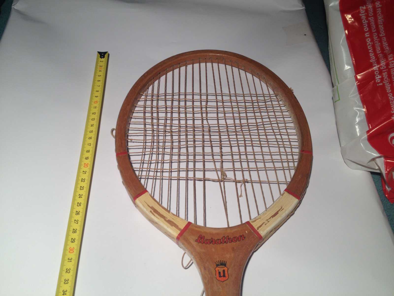 Starinski teniski reket 1945.