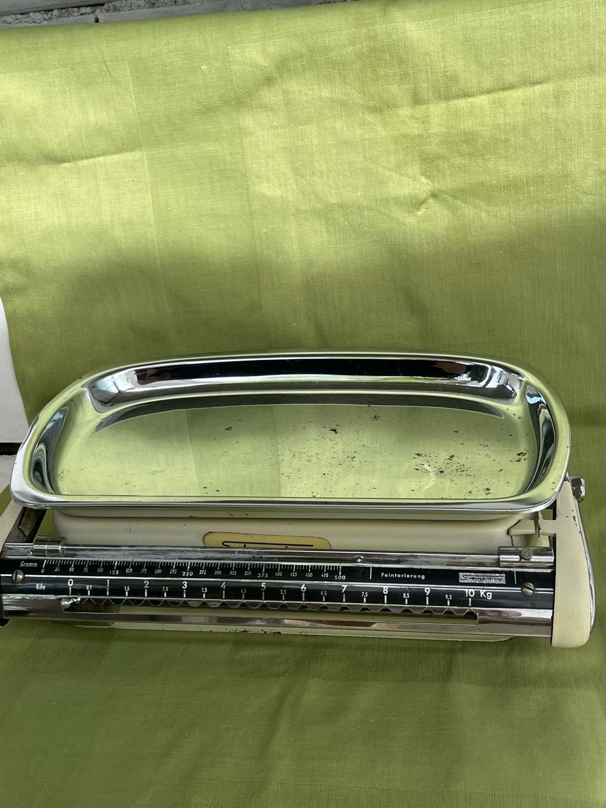 Vaga stara kuhinjska