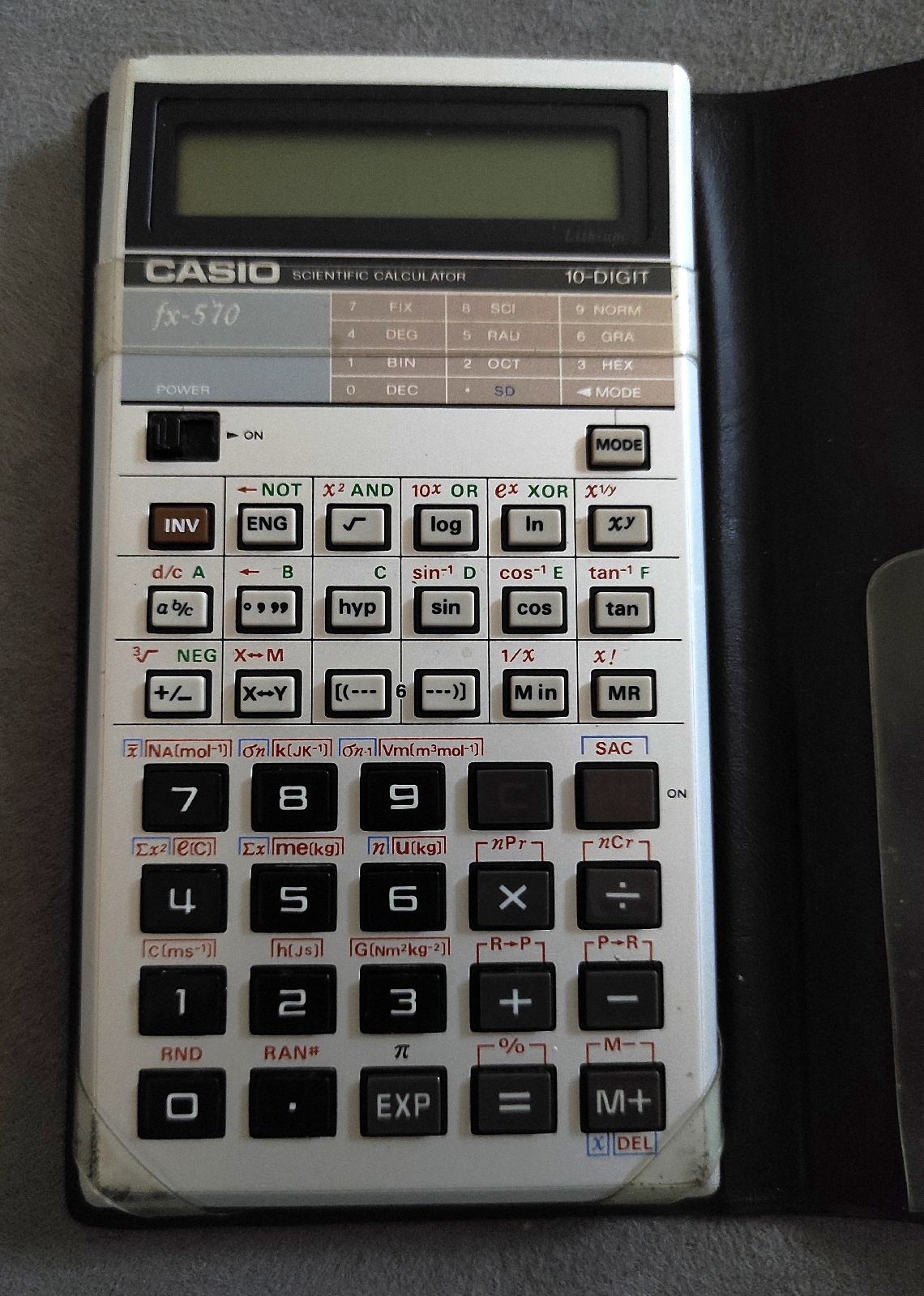 Vintage CASIO fx-570 znanstveni kalkulator sa original maskom - očuvan