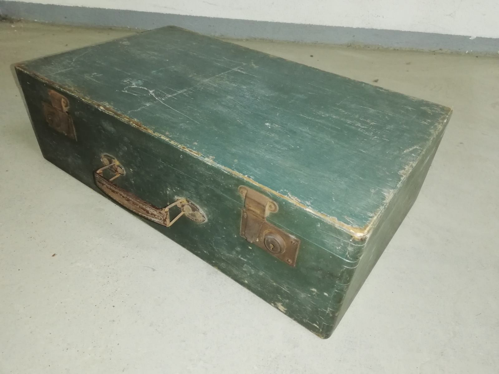 Vintage drveni kofer 59 x 35 x 17,5 cm