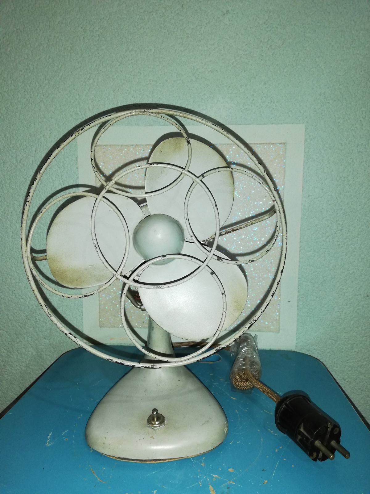 Vintage ventilator iz 1960-ih godina