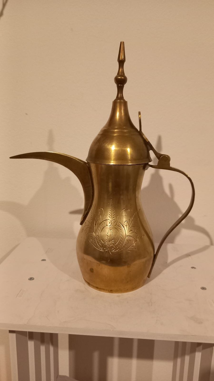 Vrč od mesinga ( 28 cm)