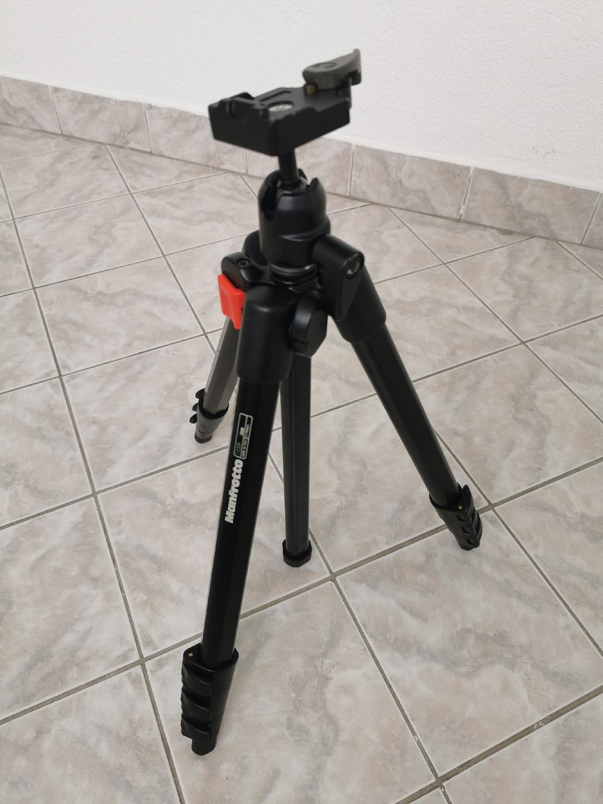 stativ Manfrotto 725B
