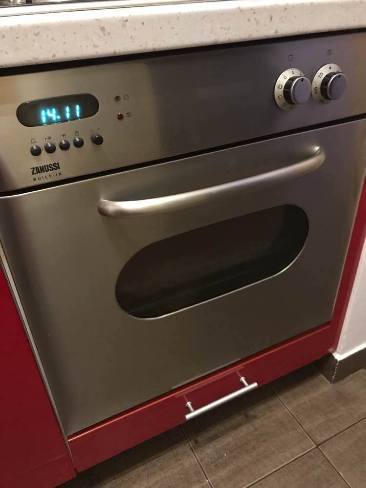 Ugradbena pecnica Zanussi retro