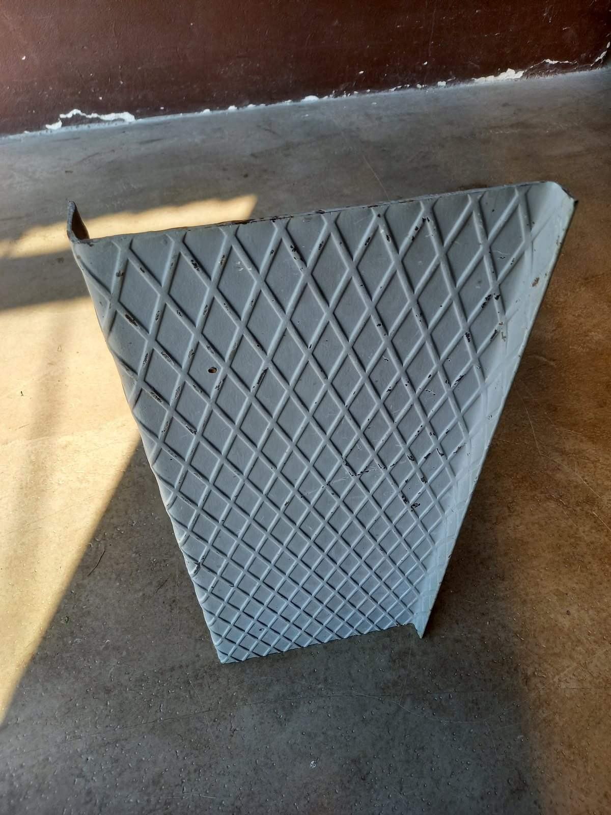 Metalna gazišta za stepenice