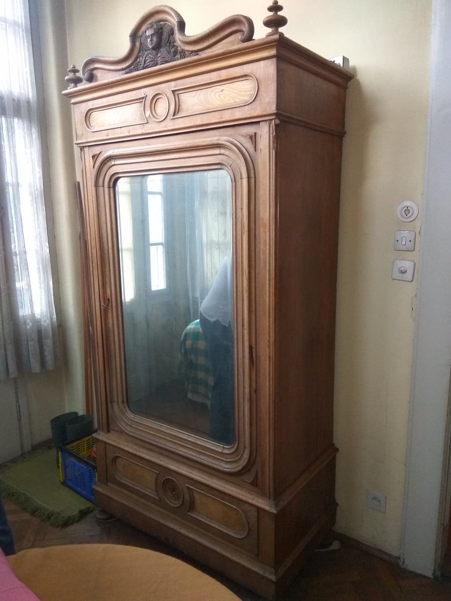 antikni ormar s ogledalom secesija