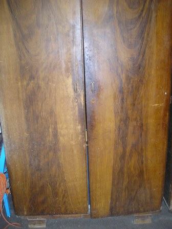 Dva ormara stara 100 godina!