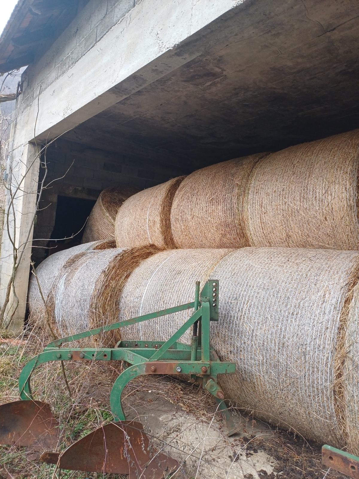 ROLO BALE SIJANA TRAVA LUCERNA