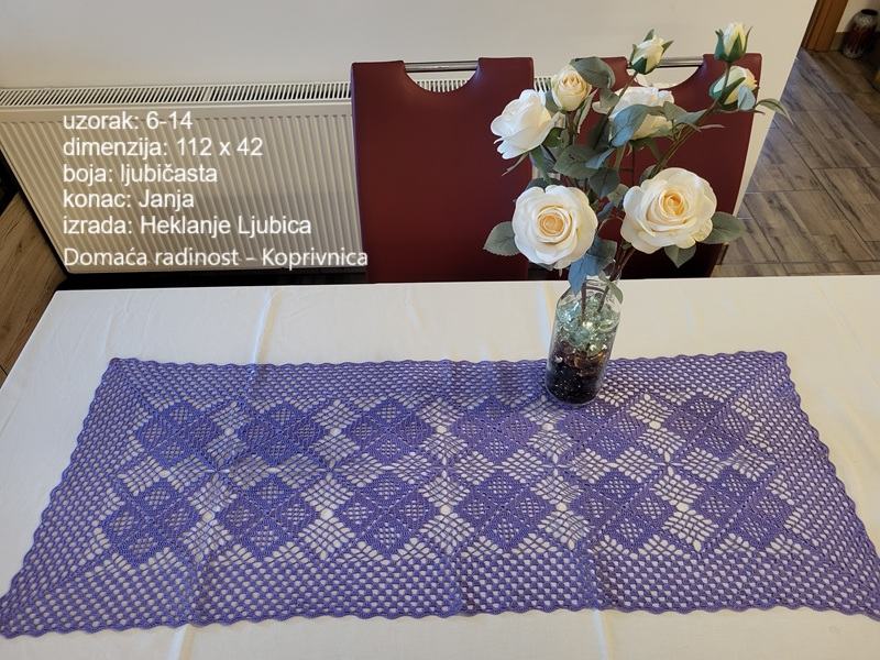 Heklani stolnjak - ljubičasta boja