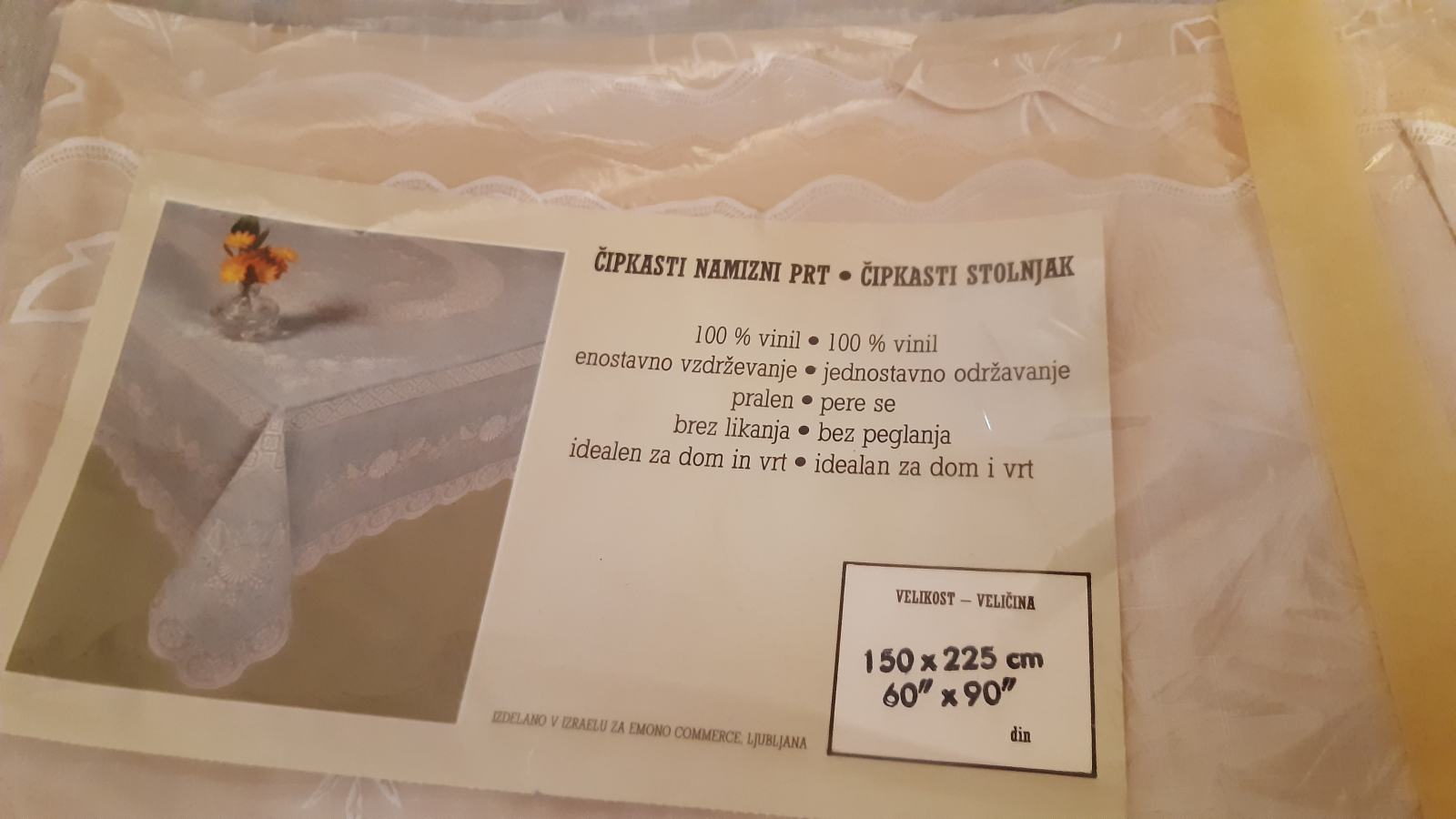 Plastični stolnjak 225*150 cm