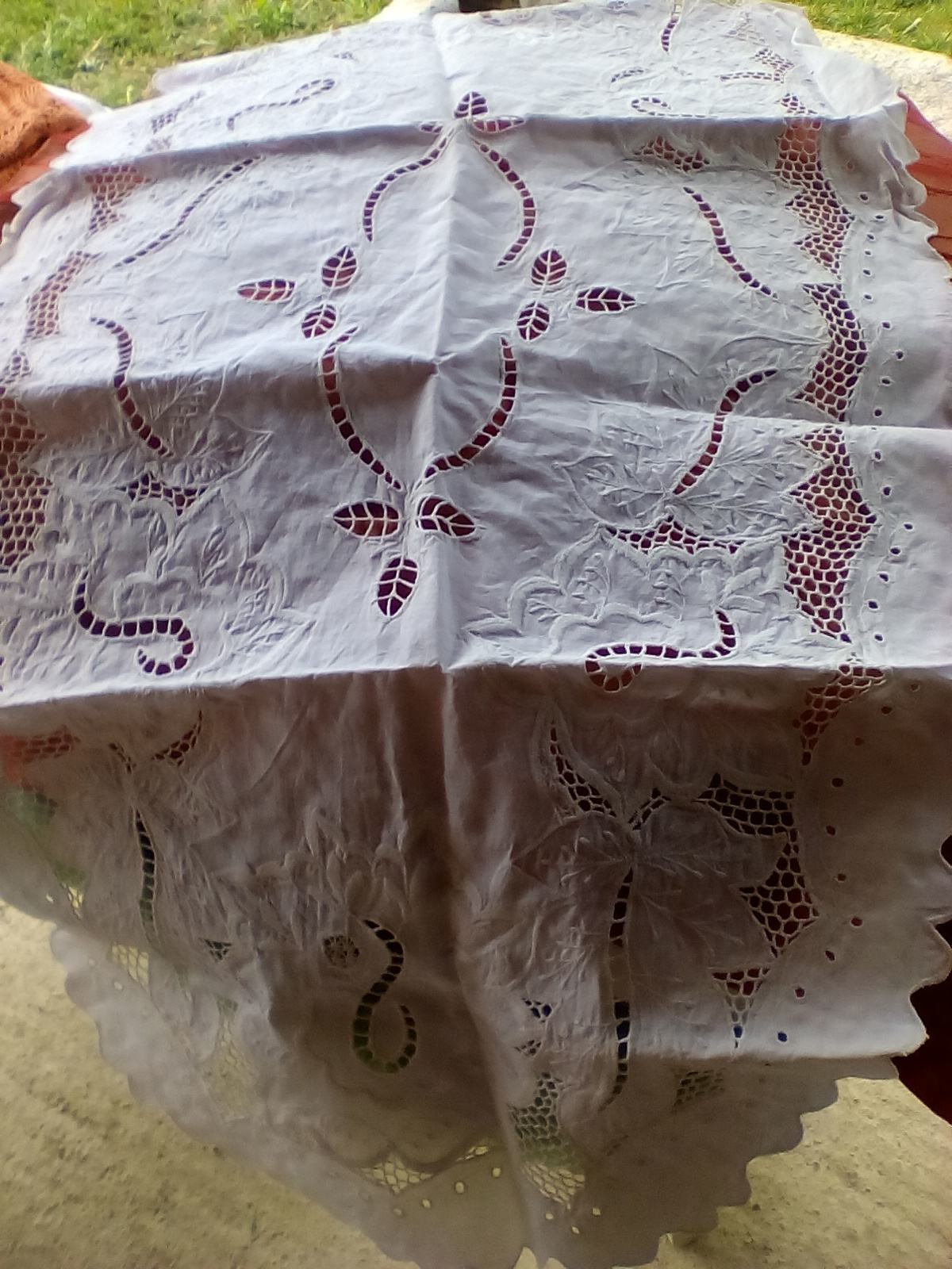 STOLNJACI ŠTIKANI-RAZNI-300x160cm:105x55cm-tabletici,košulja