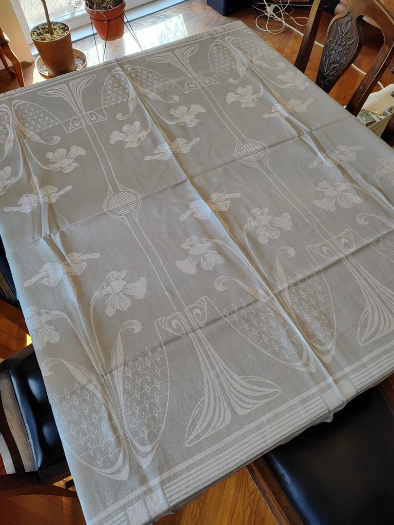 Vintage damast stolnjak i ubrusi
