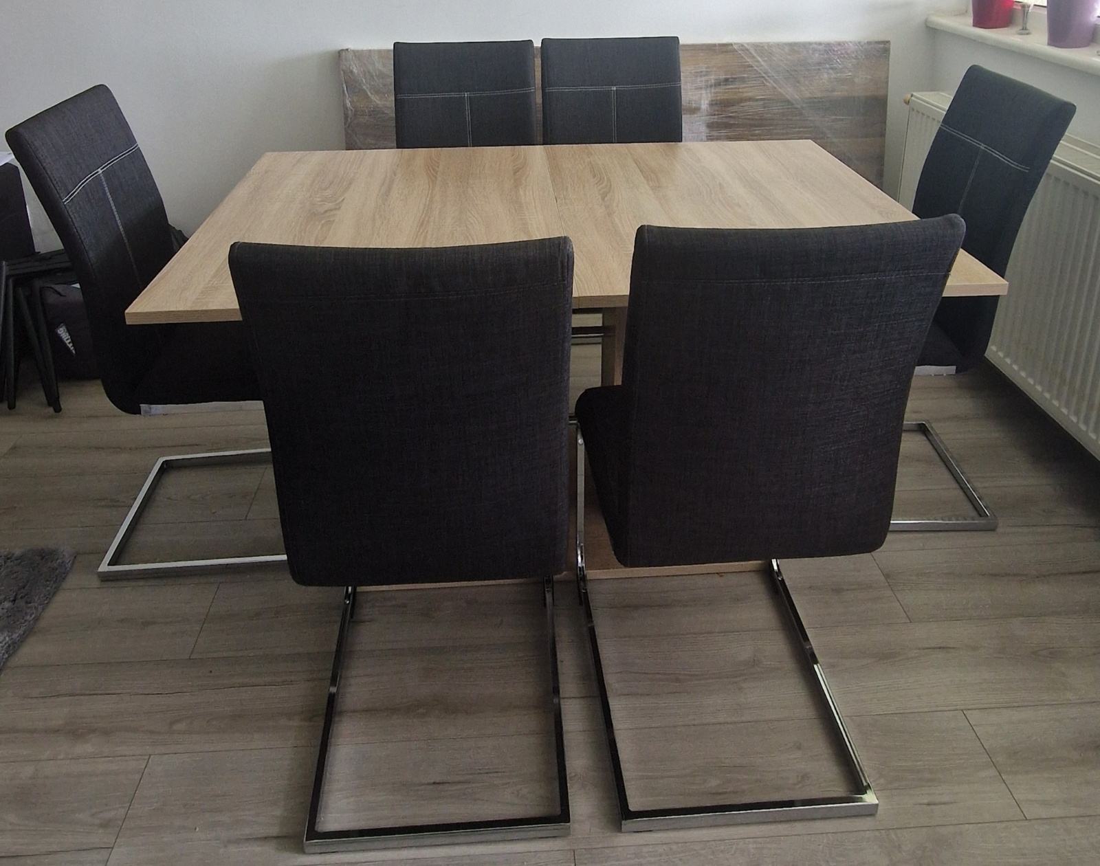 Blagovaonski set, stol i stolice