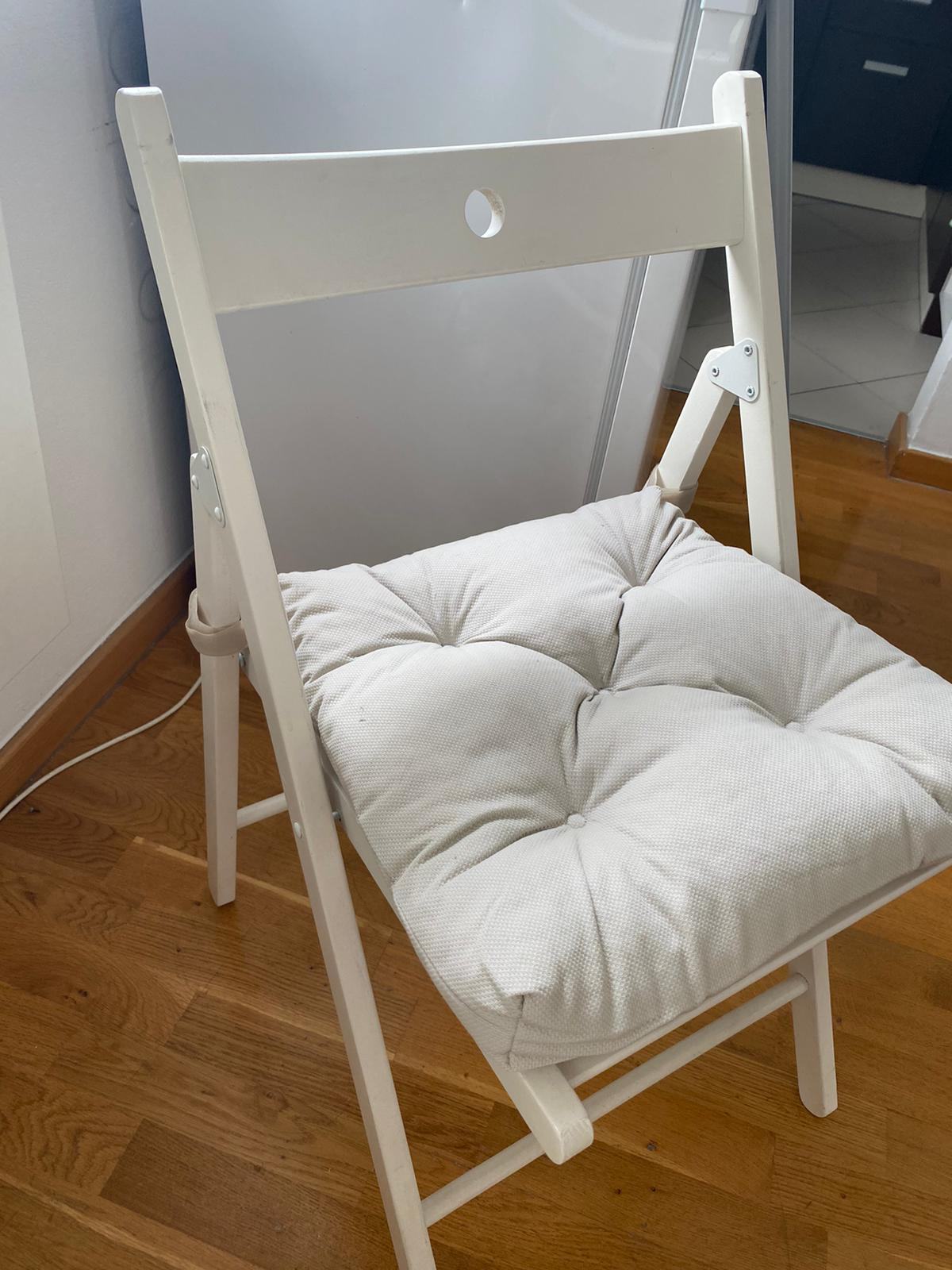 IKEA bijele sklopive stolice