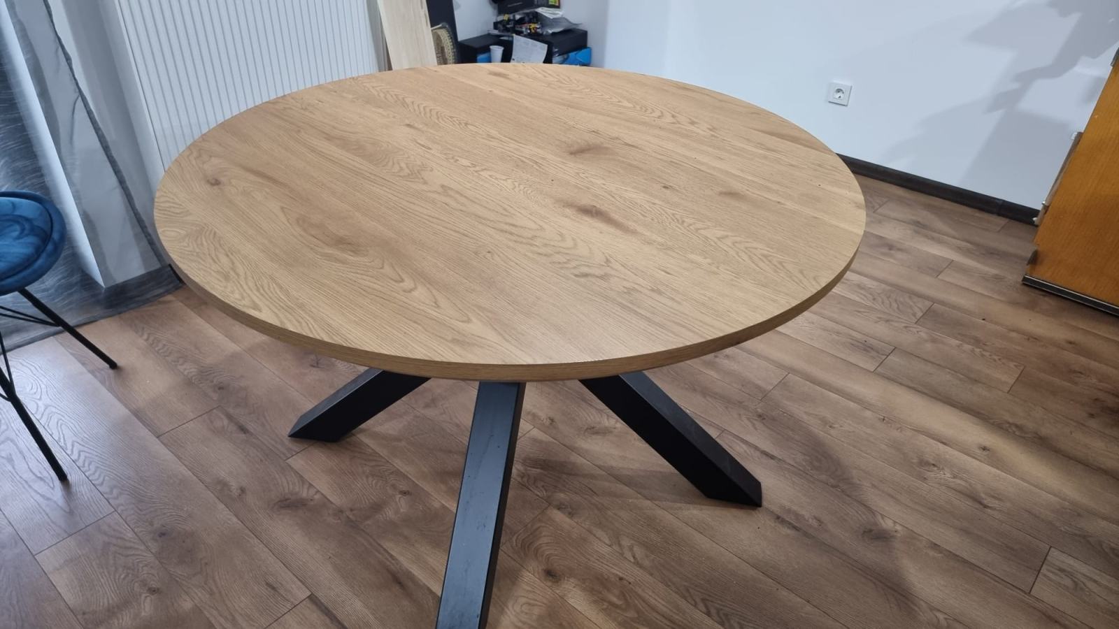 Okrugli stol 120cm,drvo MDF,metalne noge,model TEMPO