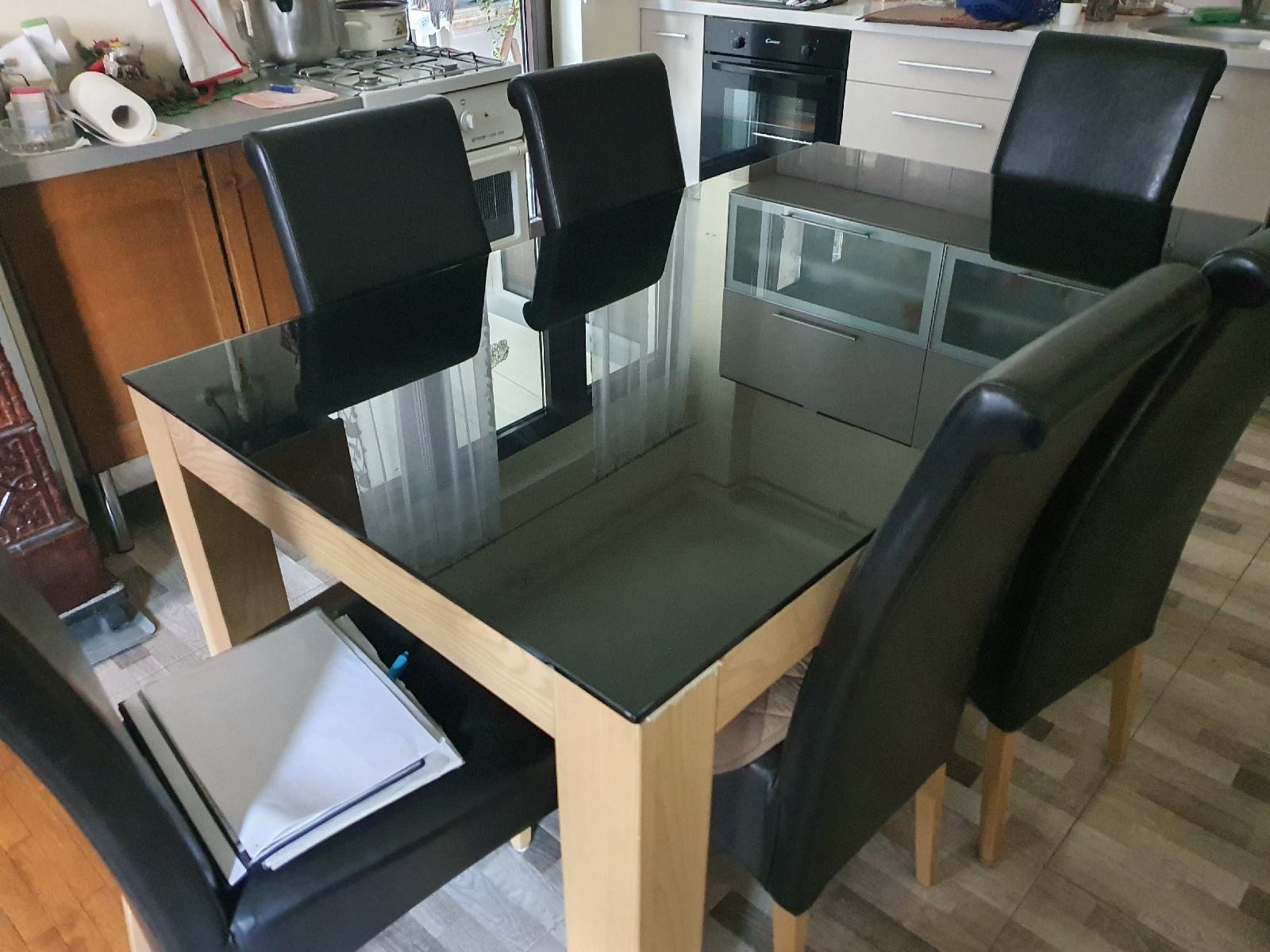 Stakleni stol 160x91x74