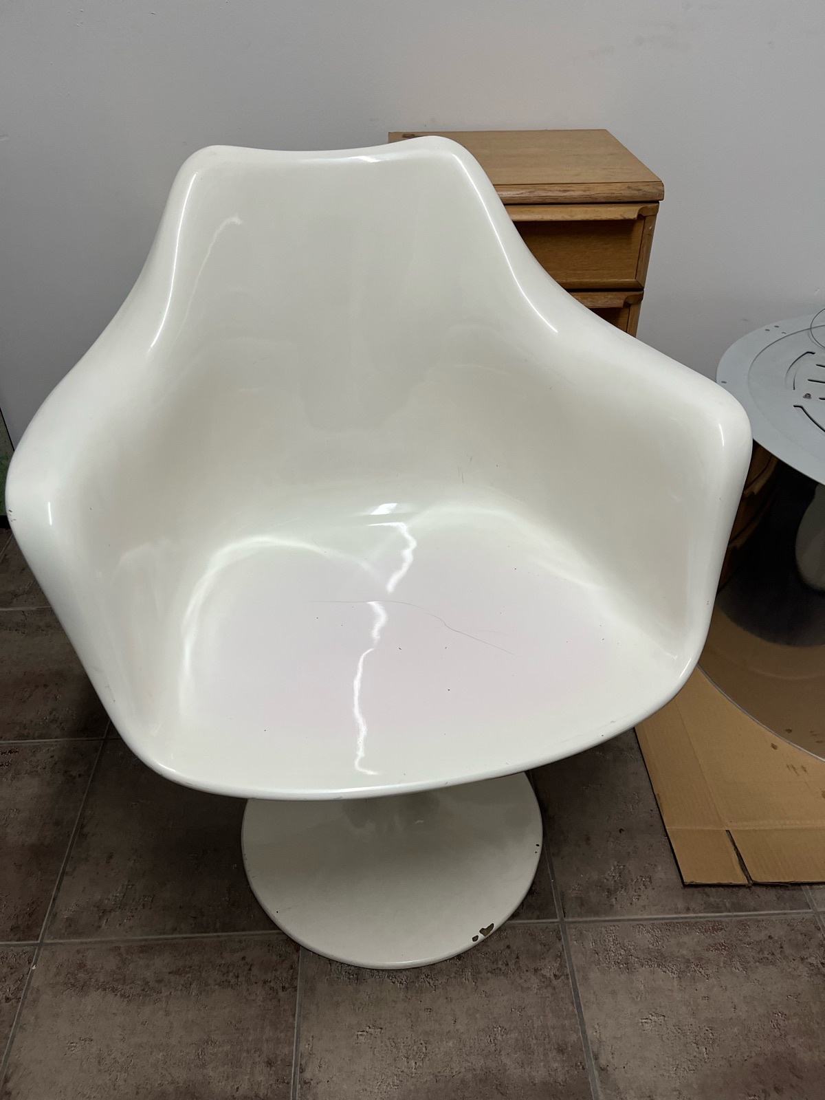 Stolica Stol space age Okrugli stol temperirano staklo fi 110cm