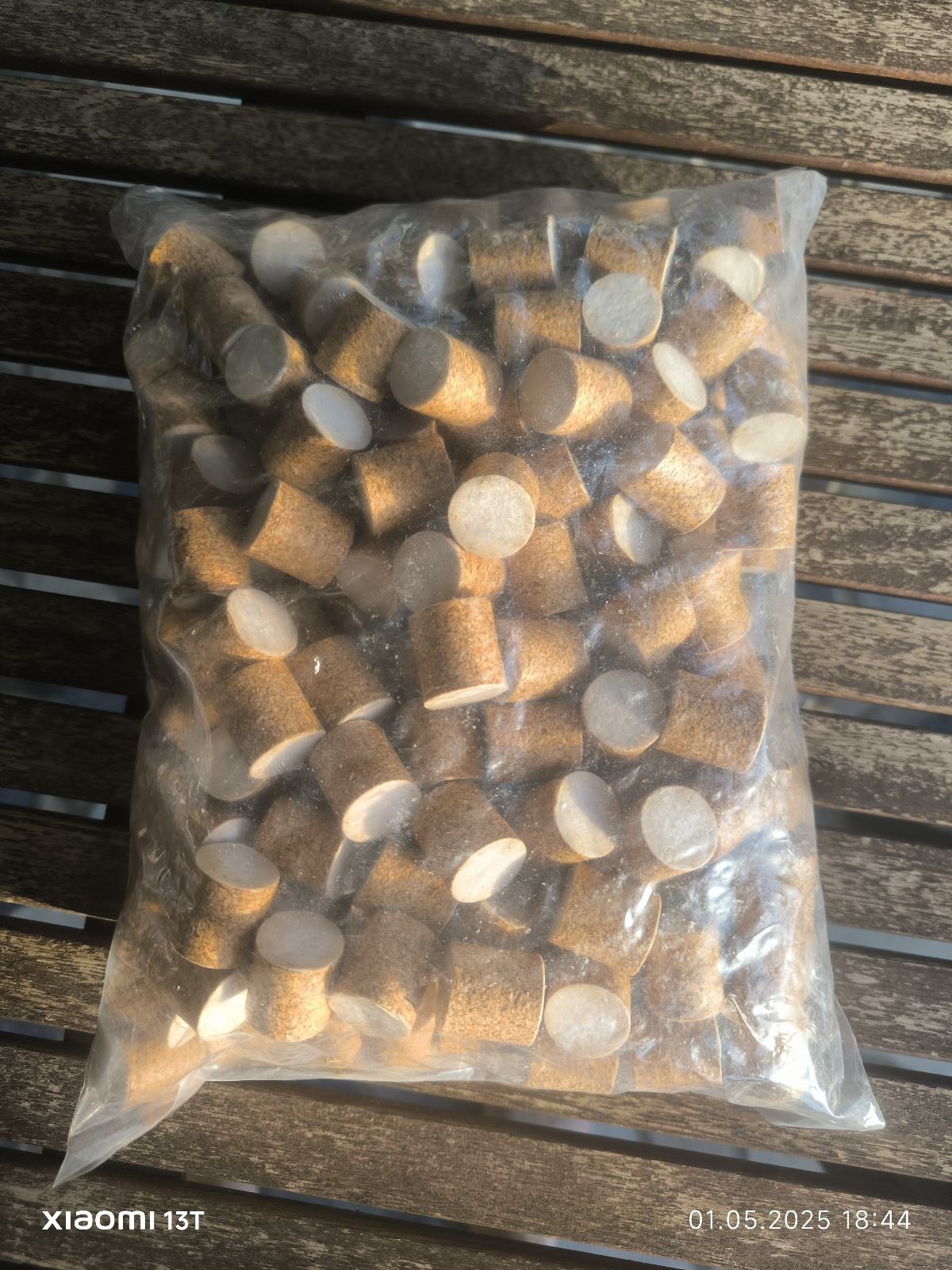 200 pluteni čepovi za sačmarice kalibar 12. 20mm