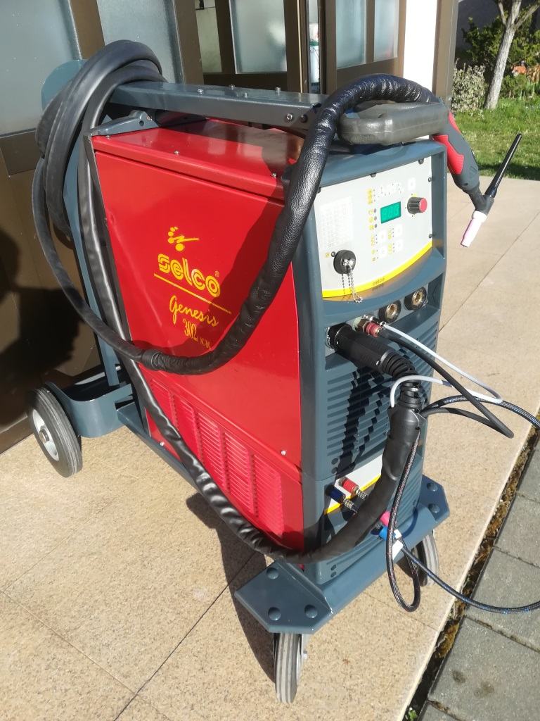 Aparat za TIG zavarivanje tip : SELCO GENESIS 302 AC/DC