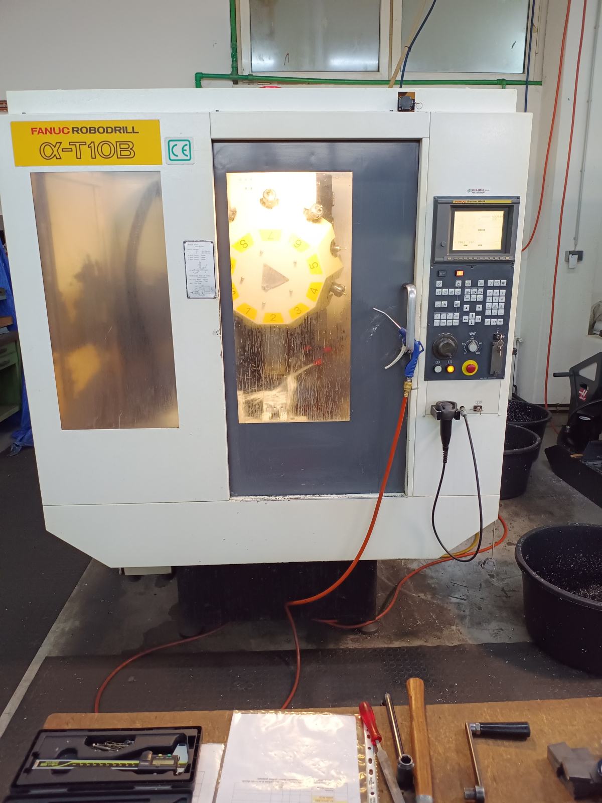 CNC glodalica obradni centar FANUC ROBODRILL, ODLIČAN!,