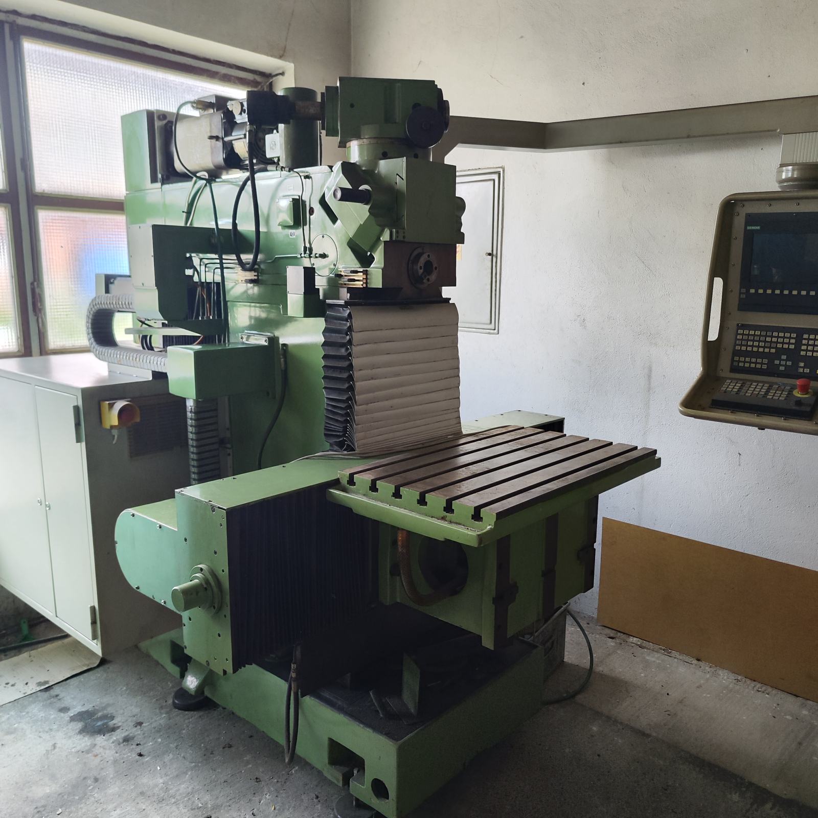 CNC Prvomajska AG-400 potpuno nova